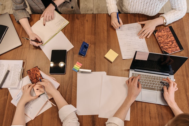 5 Ways To Save Time On Important Business Admin Tasks